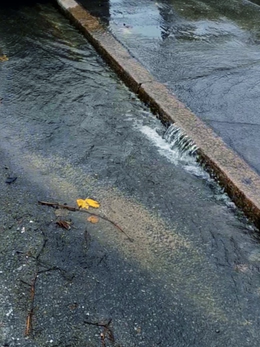 Essex Flats Ruptured 20 bar Cast Iron Water Supply Pipe Repair ...